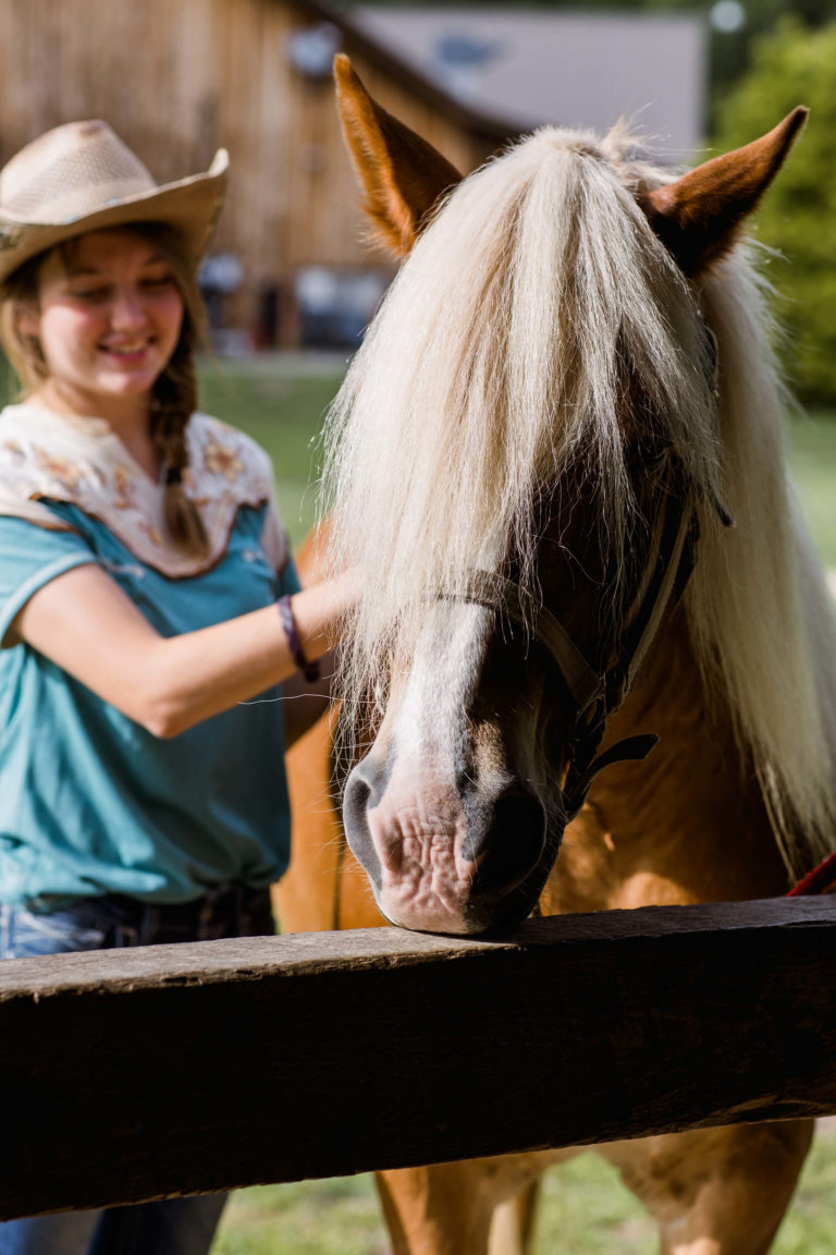Leatherwood Mountain Stables | Horseback Riding Resort